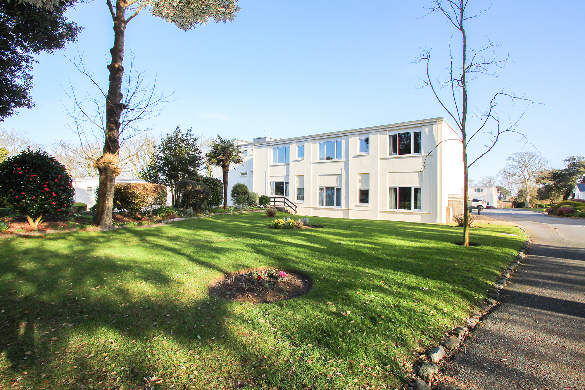 4 Angelic Court - Cooper Brouard